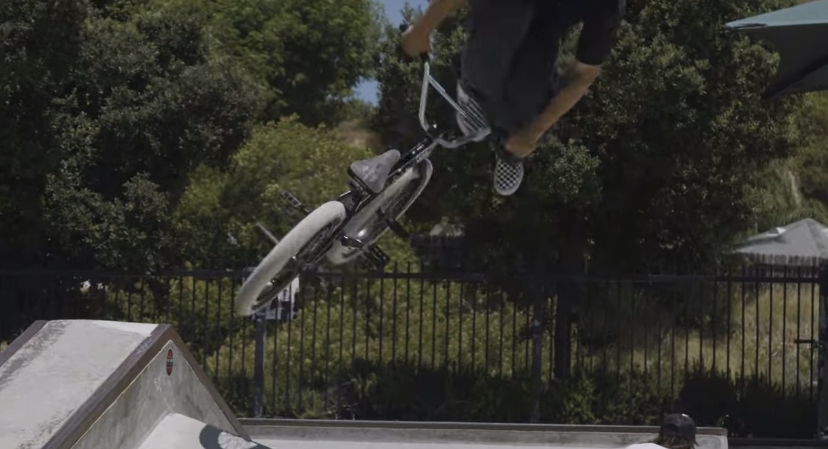 KEVIN PERAZA & CHAD KERLEY PLAZA SESSION – Our BMX